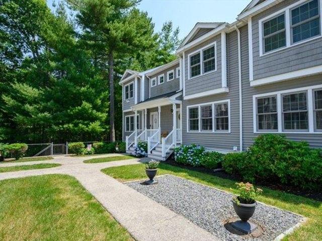 condo with 2 bedroom, Hanson MA DS104265061