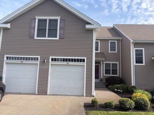 condo with 2 bedroom, Hanson MA ES104297405