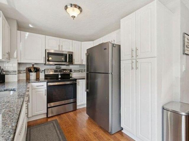 condo with 2 bedroom, Hanson MA ES105114453