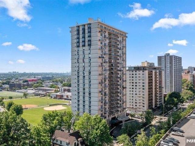 condo with 2 bedroom, Hackensack NJ DS103665033