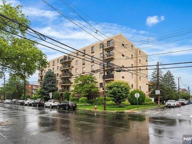 condo with 2 bedroom, Hackensack NJ ES104607998