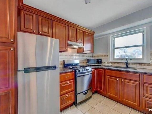 condo with 2 bedroom, Hackensack NJ ES104608991