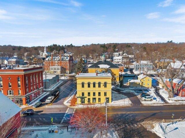 condo with 2 bedroom, Hallowell ME DS102635091