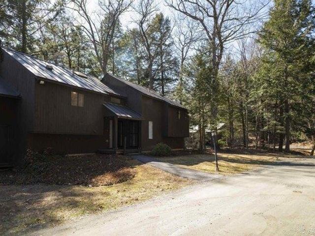 condo with 2 bedroom, Hartford VT DS102724372