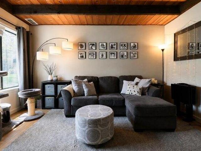 condo with 2 bedroom, Hartford VT DS103499682
