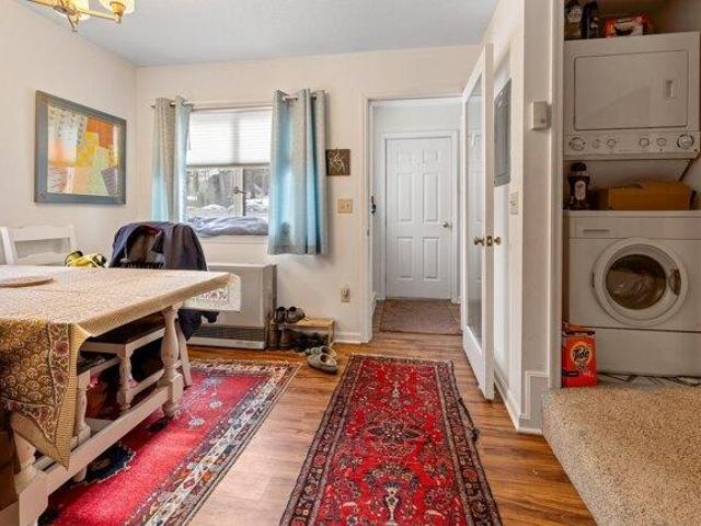 condo with 2 bedroom, Hartford VT ES104043720