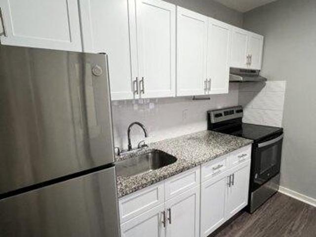 condo with 2 bedroom, Hartford CT DLS102479592