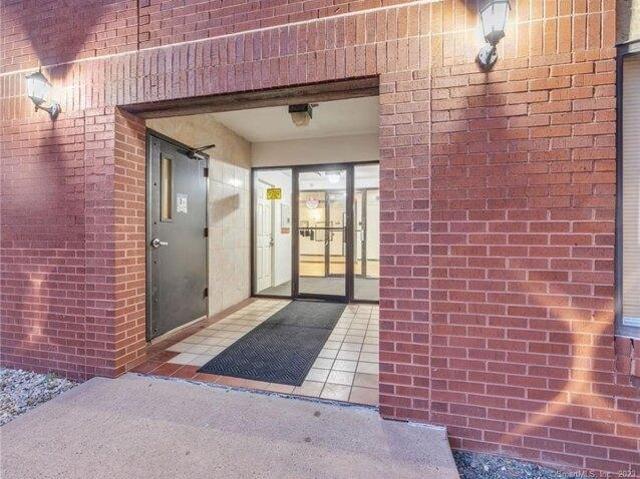 condo with 2 bedroom, Hartford CT DS103128594