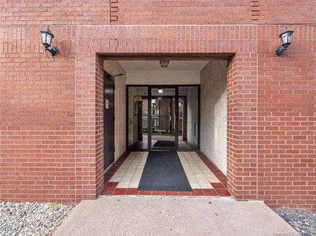 condo with 2 bedroom, Hartford CT ES103433924