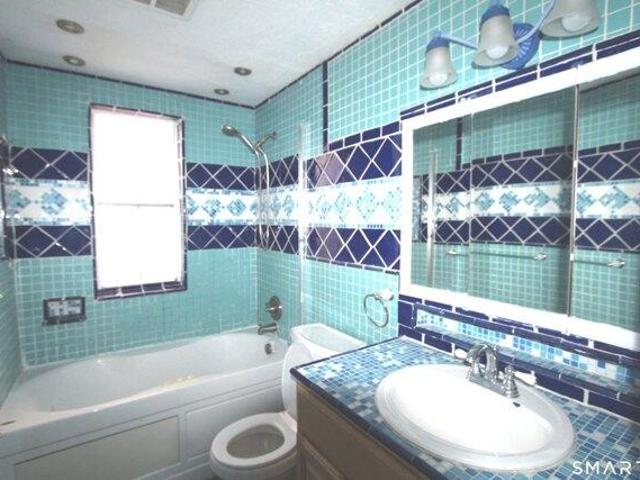 condo with 2 bedroom, Hartford CT ES103966773