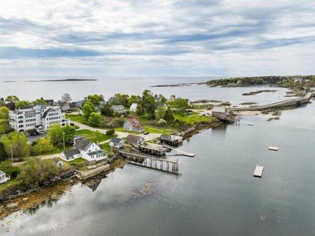 condo with 2 bedroom, Harpswell ME ES103498238