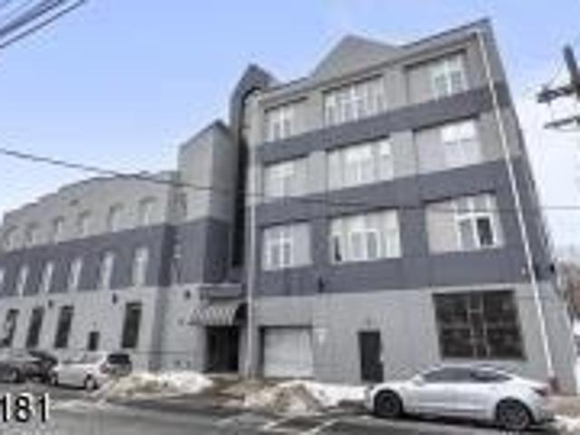 condo with 2 bedroom, Harrison NJ DLS102217411