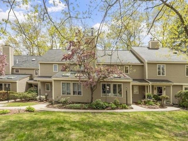 condo with 2 bedroom, Haverhill MA DS102559813