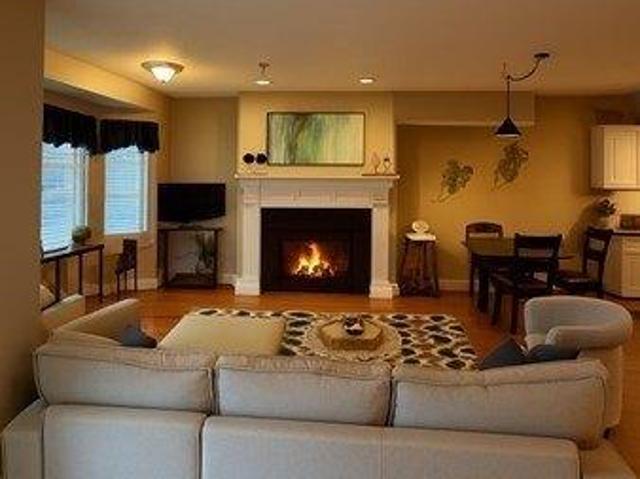condo with 2 bedroom, Haverhill MA DS102345085