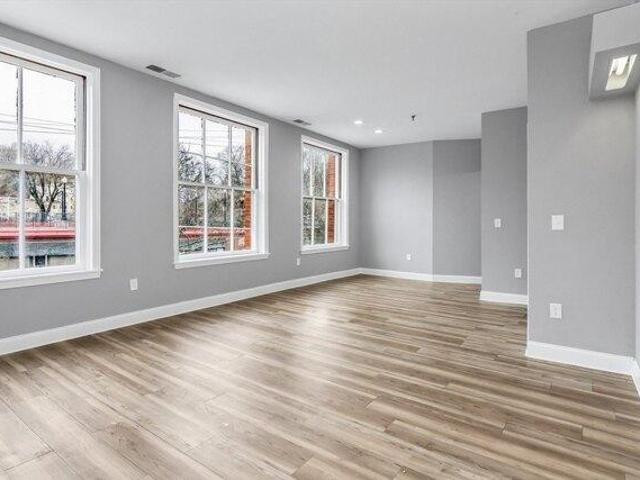condo with 2 bedroom, Haverhill MA DS103036846