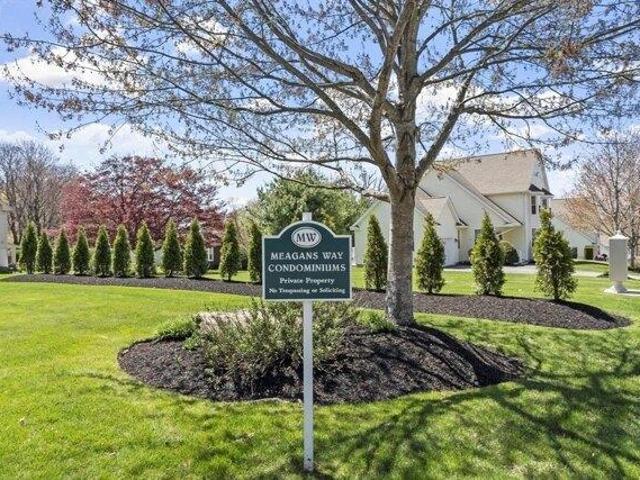 condo with 2 bedroom, Haverhill MA ES103071133
