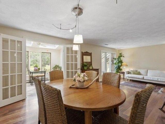 condo with 2 bedroom, Haverhill MA ES104232861