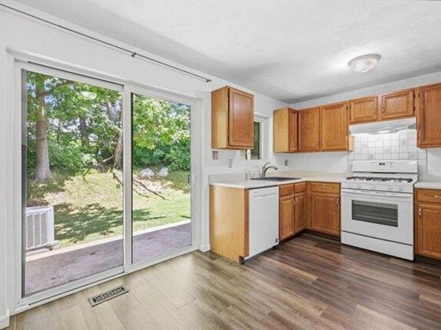 condo with 2 bedroom, Haverhill MA ES105081654