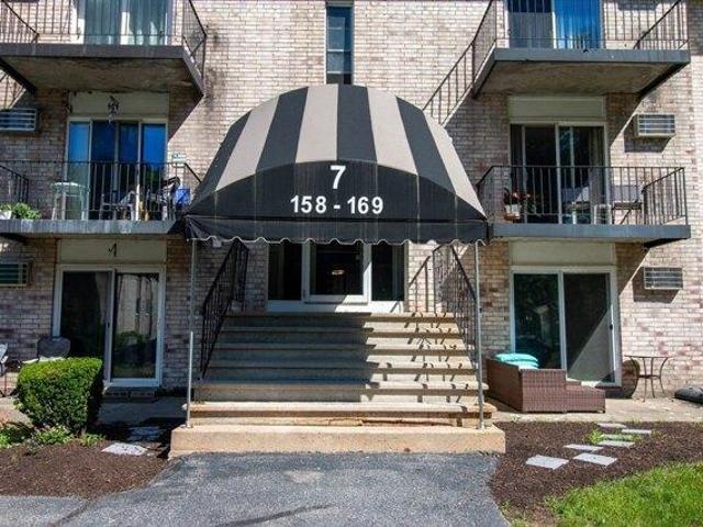 condo with 2 bedroom, Haverhill MA ES105094254
