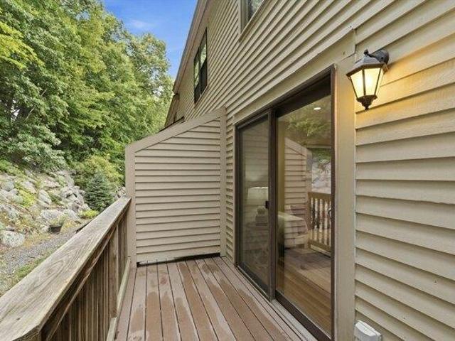 condo with 2 bedroom, Haverhill MA ES105144130