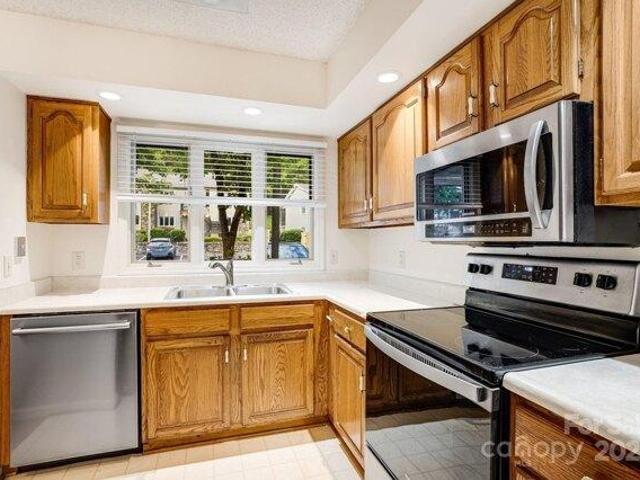 condo with 2 bedroom, Hendersonville NC ES104907836