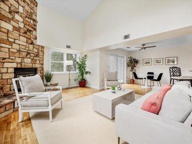 condo with 2 bedroom, Hingham MA DLS102346358