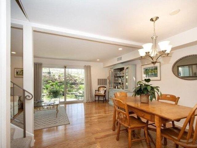 condo with 2 bedroom, Hingham MA DLS102594055