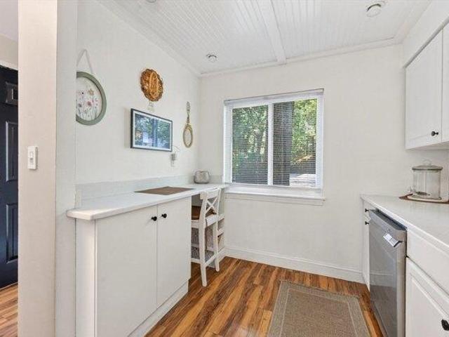 condo with 2 bedroom, Hingham MA DS104113965