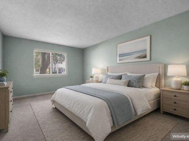 condo with 2 bedroom, Hingham MA ES105232432