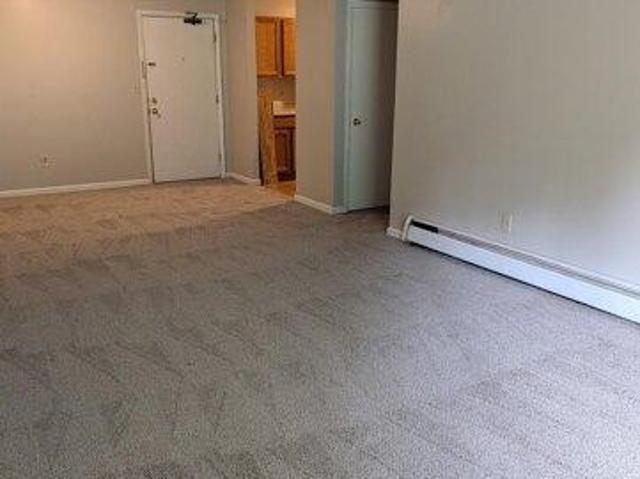 condo with 2 bedroom, Hooksett NH ES104298218