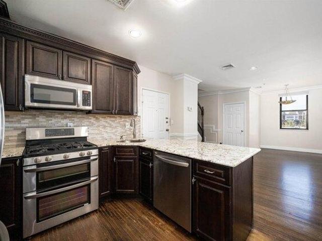condo with 2 bedroom, Hoboken NJ DLS101630008