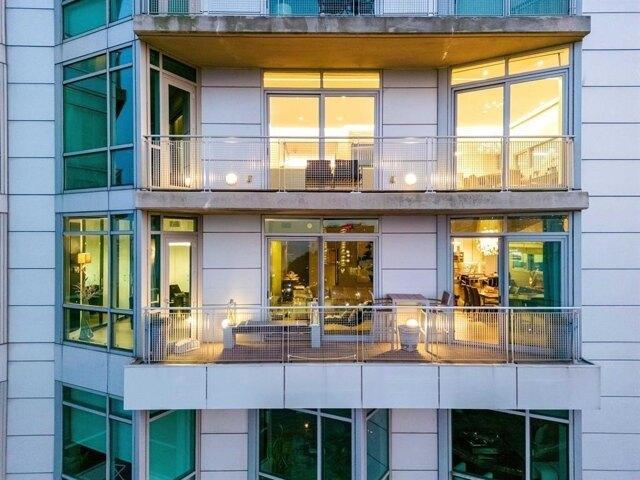 condo with 2 bedroom, Hoboken NJ DLS101998652