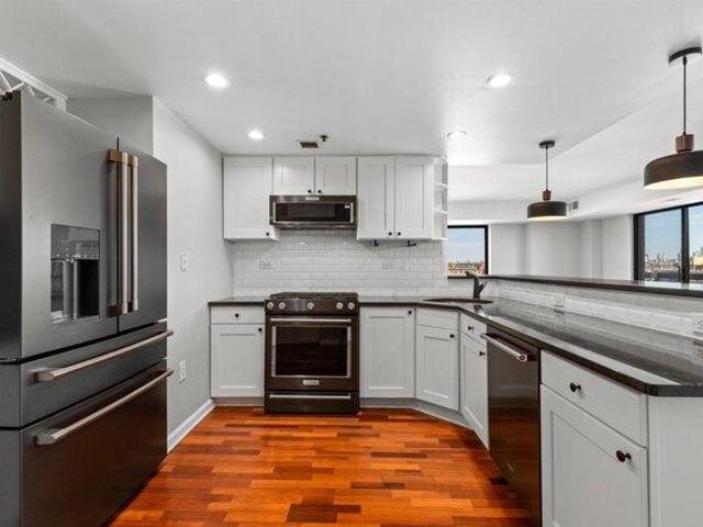 condo with 2 bedroom, Hoboken NJ DS104112876