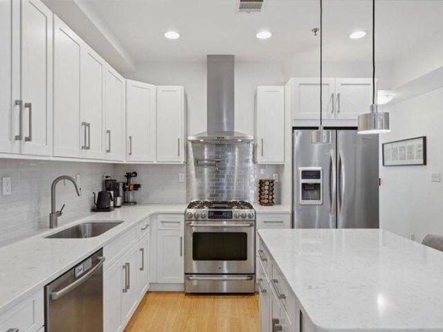 condo with 2 bedroom, Hoboken NJ DS104295539