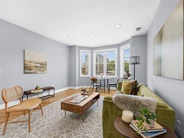 condo with 2 bedroom, Hoboken NJ DS104478624