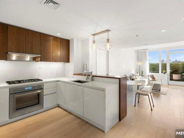 condo with 2 bedroom, Hoboken NJ DS102215446