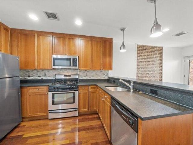 condo with 2 bedroom, Hoboken NJ ES104111818