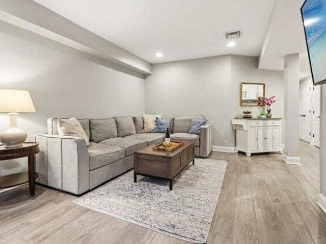 condo with 2 bedroom, Hoboken NJ ES104112134