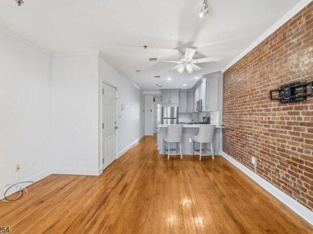 condo with 2 bedroom, Hoboken NJ ES104297010