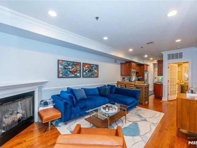 condo with 2 bedroom, Hoboken NJ ES104539857