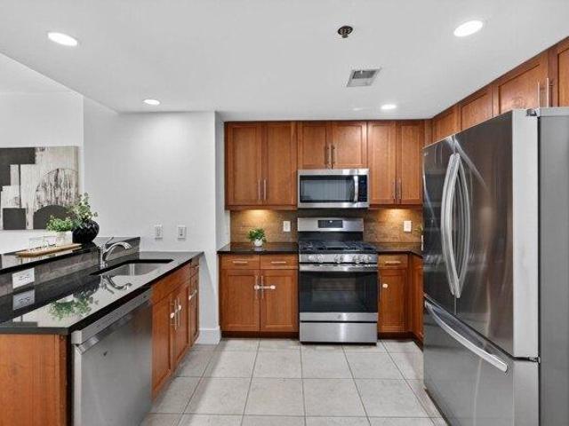 condo with 2 bedroom, Hoboken NJ ES105156528