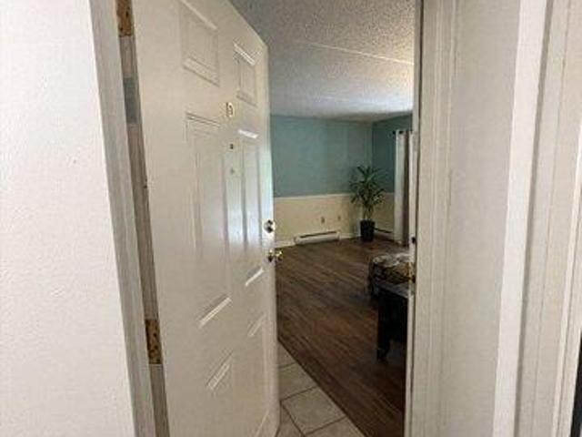 condo with 2 bedroom, Holyoke MA ES104150450