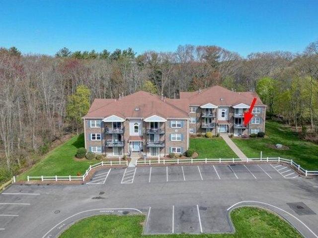 condo with 2 bedroom, Holbrook MA ES103663859