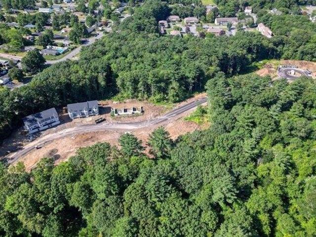 condo with 2 bedroom, Holbrook MA ES105173098