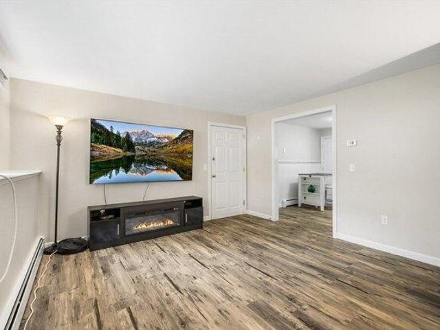 condo with 2 bedroom, Holden MA DS104009459