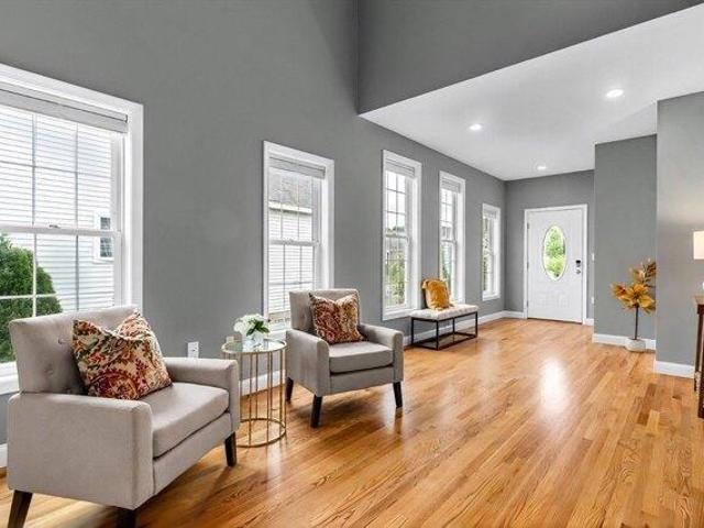 condo with 2 bedroom, Holden MA ES103850227