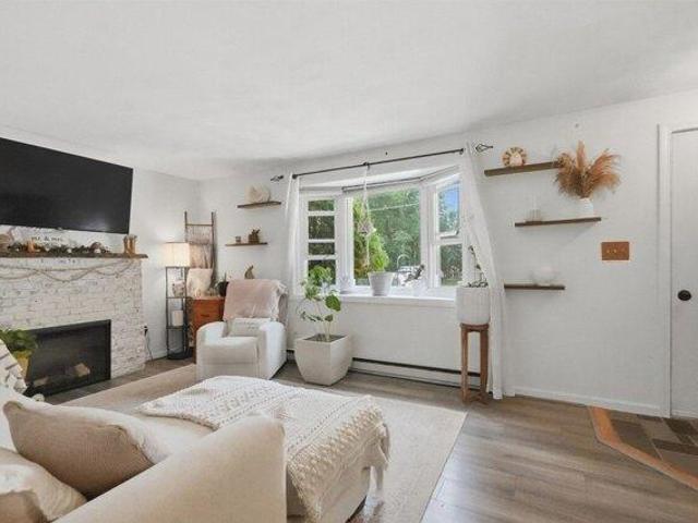 condo with 2 bedroom, Holden MA ES105105134