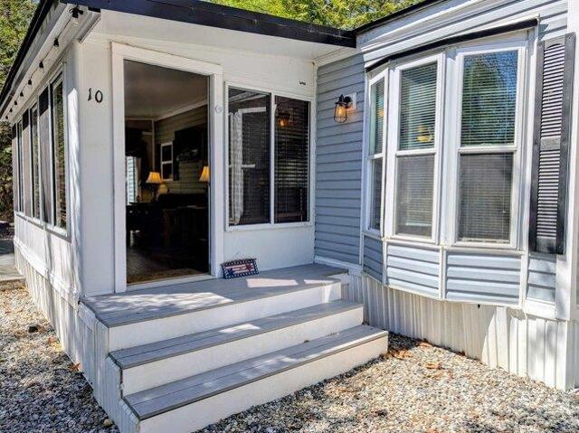 condo with 2 bedroom, Holderness NH ES104571864