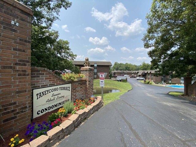 condo with 2 bedroom, Hollister MO DLS93297036