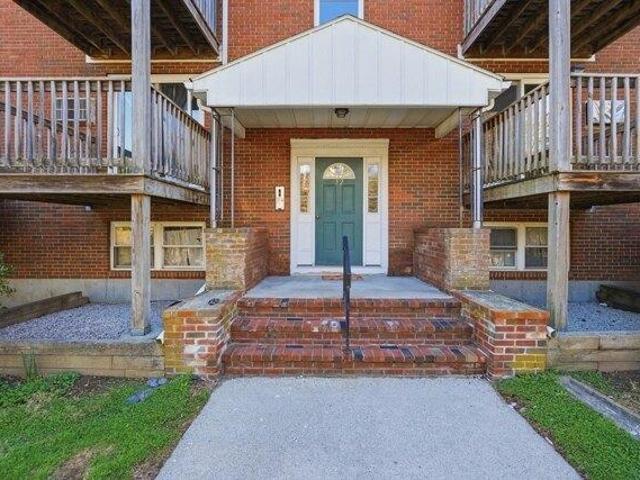 condo with 2 bedroom, Holliston MA DLS102476255